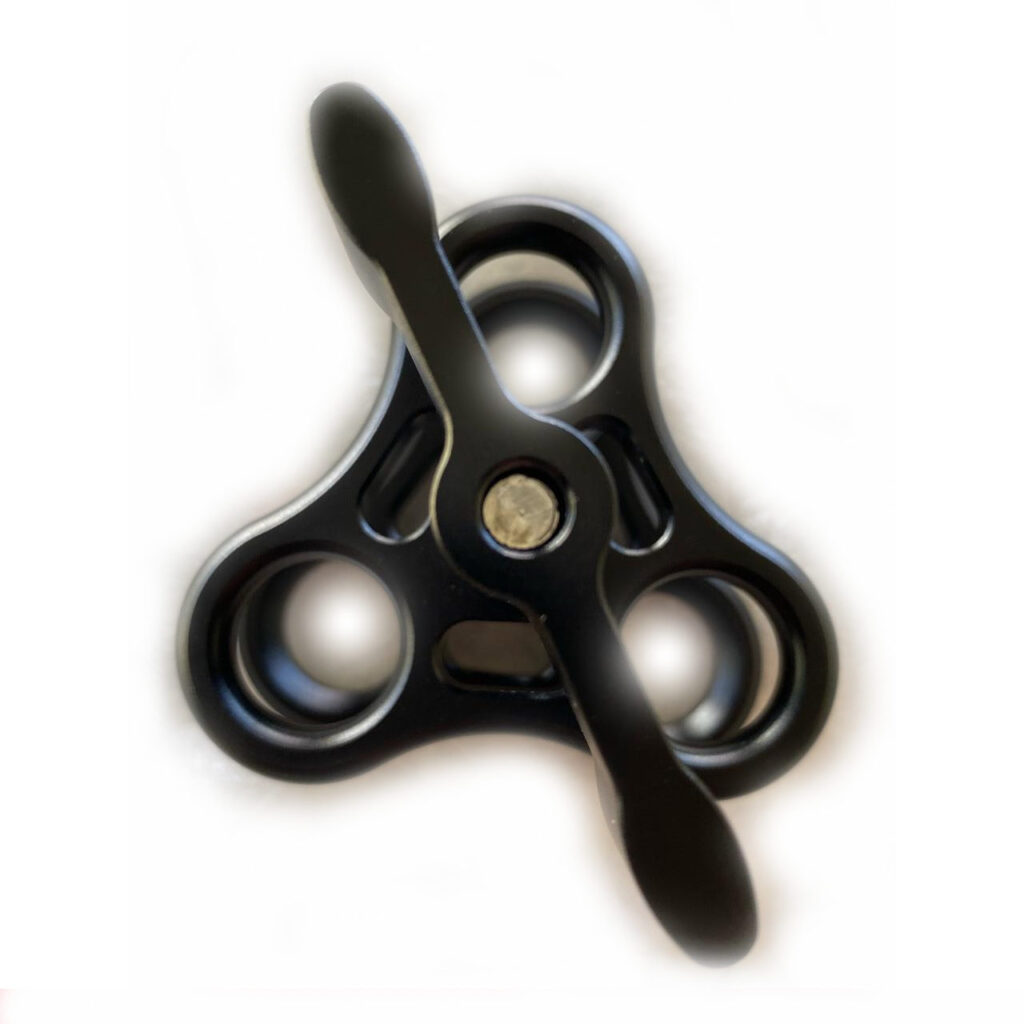 Nautieye CL-02 Tri-Butterfly Clamp - Black - Dive Systems